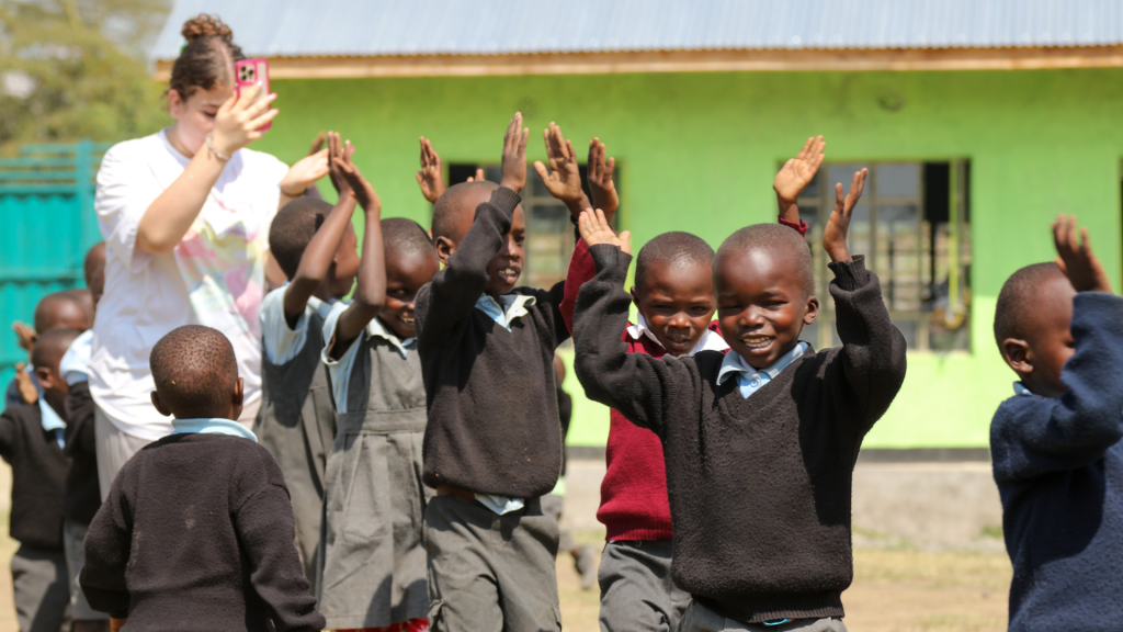 Life-Changing Group Volunteer Trips - African Adventures